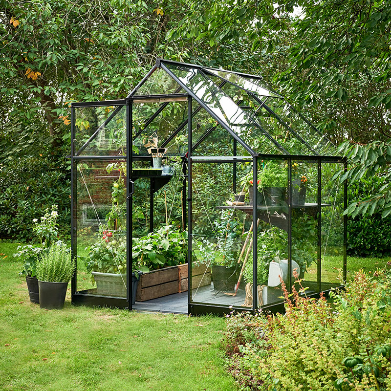 Lille drivhus – 13 geniale små drivhuse til altanen eller den lille have